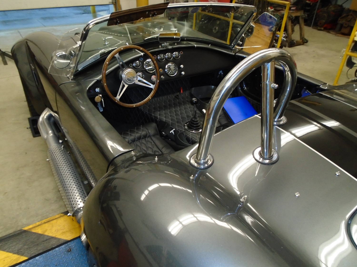 BACKDRAFT Racing 427 Cobra Replica – CJ ROMBOLD